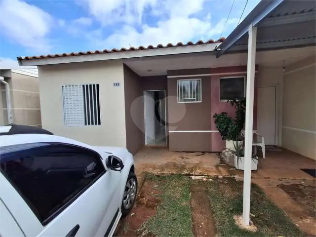 Casa / Sobrado em Condomínio para Venda em São Carlos/SP Jardim Ipanema 2 Quartos