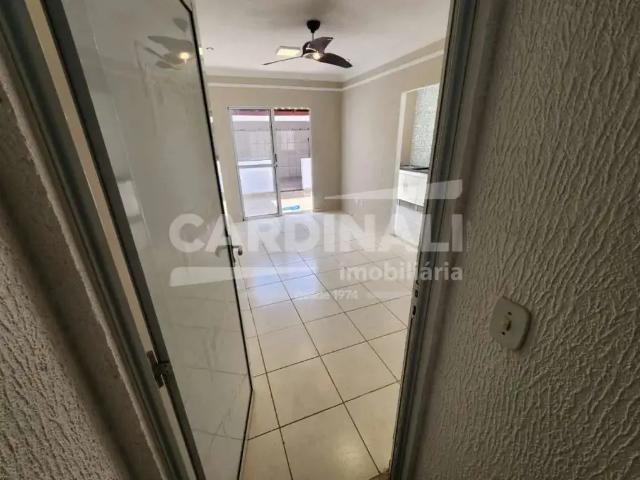 Casa / Sobrado em Condomínio para Venda em São Carlos/SP Jardim Ipanema 2 Quartos