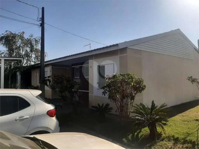 Casa / Sobrado em Condomínio para Venda em São Carlos/SP Jardim Ipanema 2 Quartos