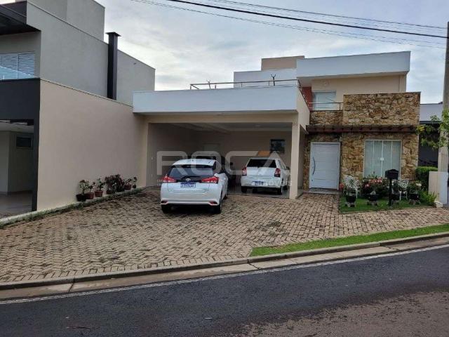 Casa / Sobrado em Condomínio para Venda em São Carlos/SP Jardim Jóckei Club A 3 Quartos