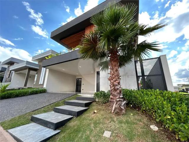 Casa / Sobrado em Condomínio para Venda em São Carlos/SP Parque Faber Castell I 4 Quartos