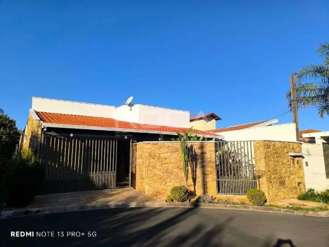 Casa / Sobrado em Condomínio para Venda em São Carlos/SP Parque Fehr 3 Quartos