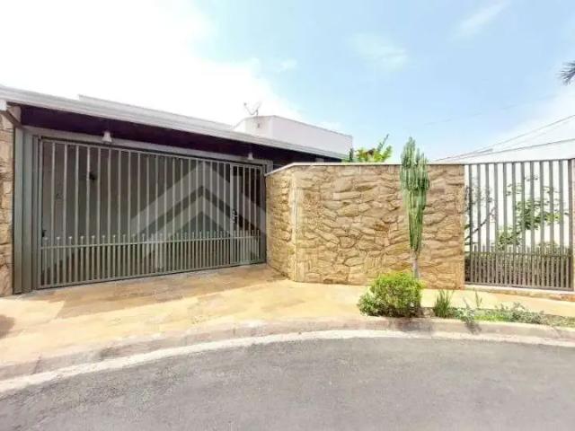 Casa / Sobrado em Condomínio para Venda em São Carlos/SP Parque Fehr 3 Quartos