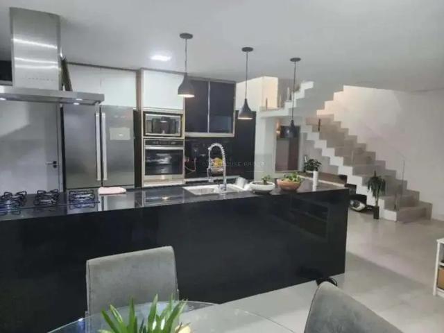 Casa / Sobrado em Condomínio para Venda em São Gonçalo/RJ Arsenal 3 Quartos