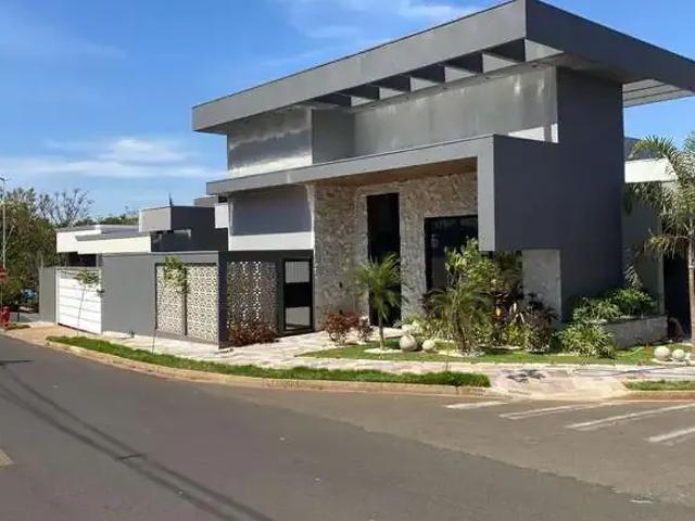 Casa / Sobrado em Condomínio para Venda em São José do Rio Preto/SP Chácara Jockey Club Zona Rural 3 Quartos