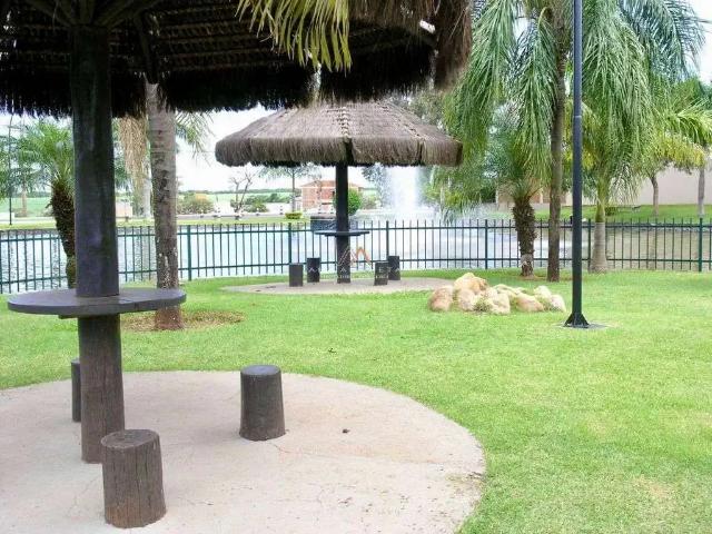 Casa / Sobrado em Condomínio para Venda em São José do Rio Preto/SP Condomínio Vilage La Montagne 4 Quartos