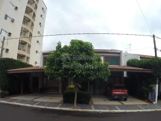 Casa / Sobrado em Condomínio para Venda em São José do Rio Preto/SP Higienópolis 4 Quartos