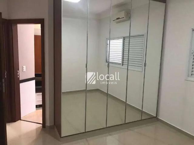 Casa / Sobrado em Condomínio para Venda em São José do Rio Preto/SP Residencial Gaivota I 4 Quartos
