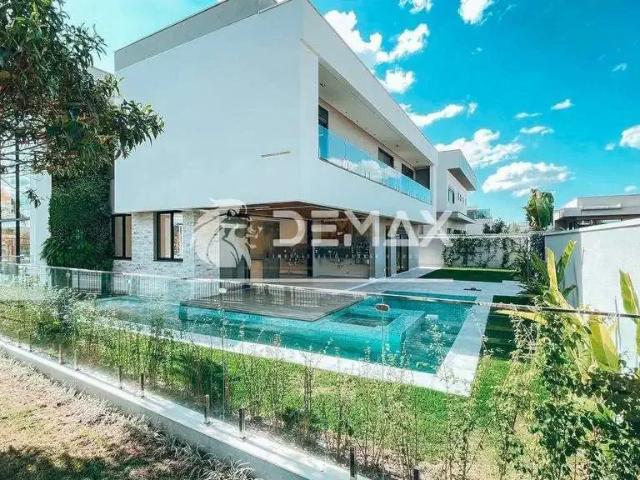 Casa / Sobrado em Condomínio para Venda em São José dos Campos/SP Urbanova 4 Quartos