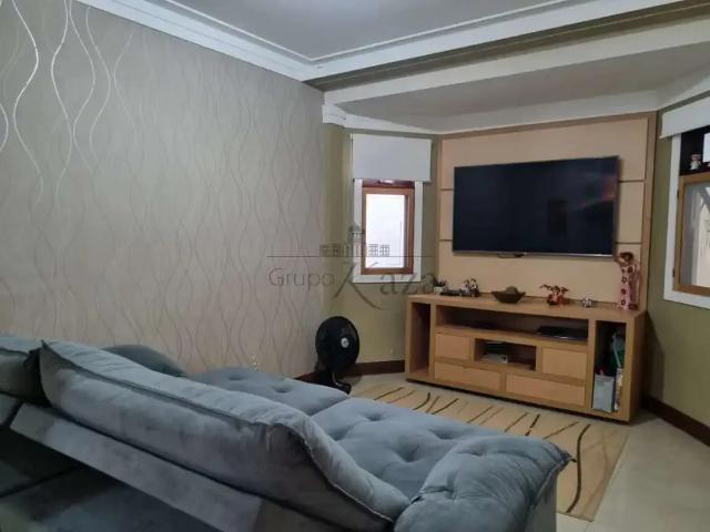Casa / Sobrado em Condomínio para Venda em São José dos Campos/SP Urbanova 4 Quartos