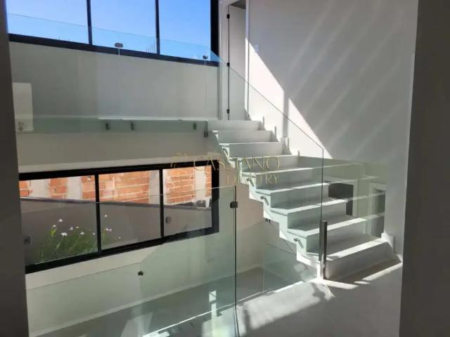 Casa / Sobrado em Condomínio para Venda em São José dos Campos/SP Urbanova 4 Quartos