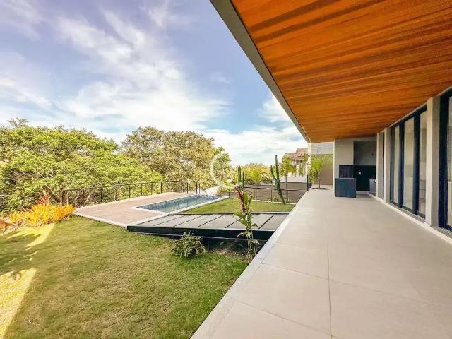 Casa / Sobrado em Condomínio para Venda em São José dos Campos/SP Urbanova 4 Quartos