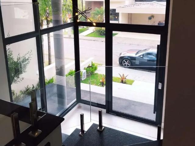 Casa / Sobrado em Condomínio para Venda em São José dos Campos/SP Urbanova 4 Quartos