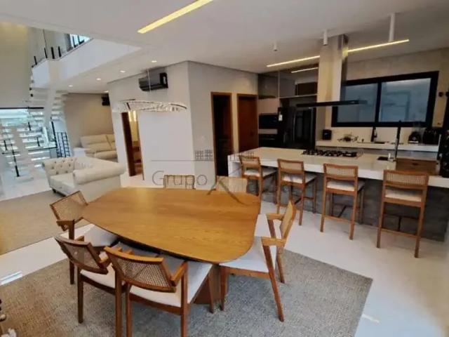 Casa / Sobrado em Condomínio para Venda em São José dos Campos/SP Urbanova 4 Quartos