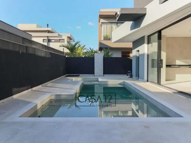 Casa / Sobrado em Condomínio para Venda em São José dos Campos/SP Urbanova 4 Quartos