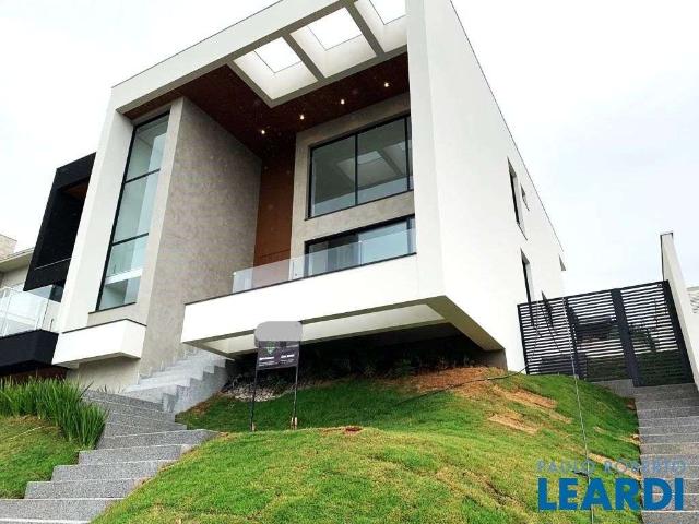Casa / Sobrado em Condomínio para Venda em São José dos Campos/SP Urbanova 4 Quartos