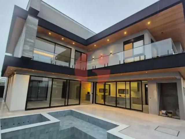 Casa / Sobrado em Condomínio para Venda em São José dos Campos/SP Urbanova 4 Quartos
