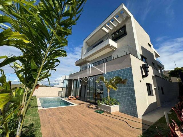 Casa / Sobrado em Condomínio para Venda em São José dos Campos/SP Urbanova 5 Quartos