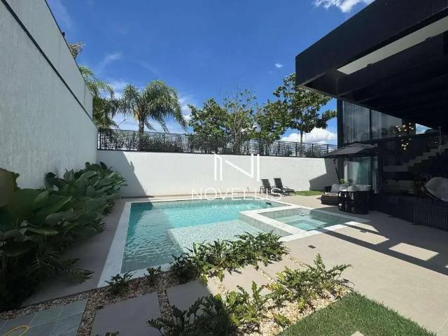 Casa / Sobrado em Condomínio para Venda em São José dos Campos/SP Urbanova 5 Quartos