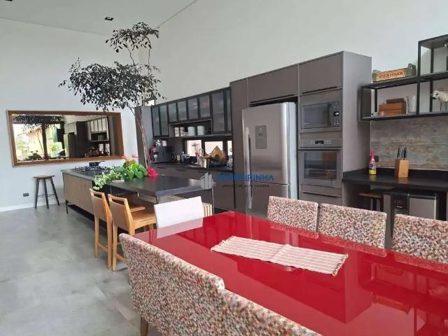 Casa / Sobrado em Condomínio para Venda em São José dos Campos/SP Urbanova 3 Quartos