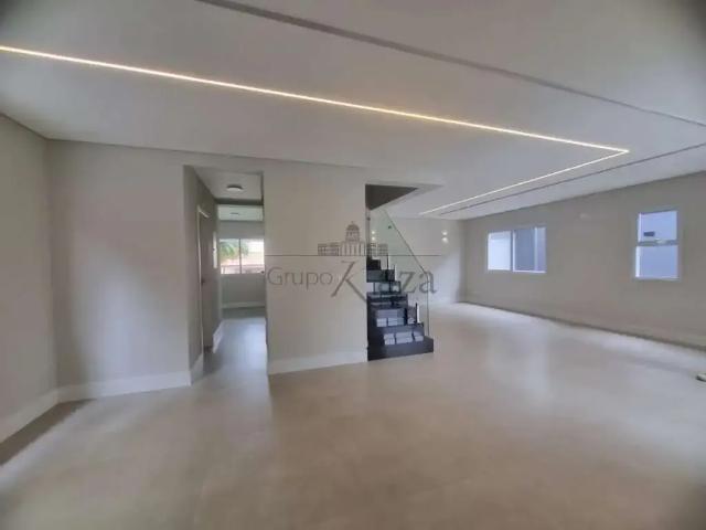 Casa / Sobrado em Condomínio para Venda em São José dos Campos/SP Urbanova 3 Quartos