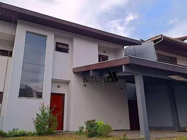 Casa / Sobrado em Condomínio para Venda em São José dos Campos/SP Urbanova 3 Quartos