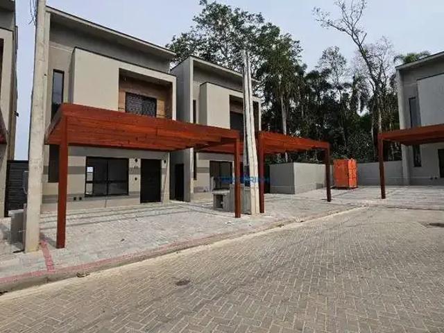 Casa / Sobrado em Condomínio para Venda em São José dos Campos/SP Urbanova 3 Quartos