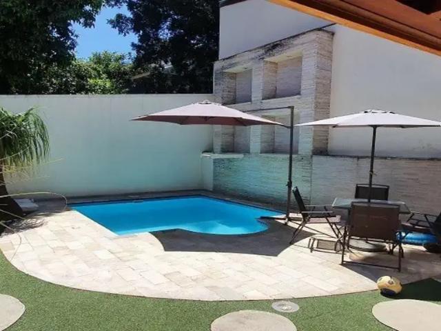 Casa / Sobrado em Condomínio para Venda em São José dos Campos/SP Urbanova 3 Quartos