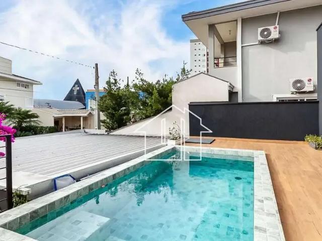 Casa / Sobrado em Condomínio para Venda em São José dos Campos/SP Urbanova 3 Quartos