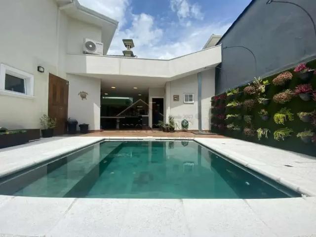 Casa / Sobrado em Condomínio para Venda em São José dos Campos/SP Urbanova 3 Quartos