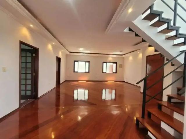Casa / Sobrado em Condomínio para Venda em São José dos Campos/SP Urbanova 3 Quartos