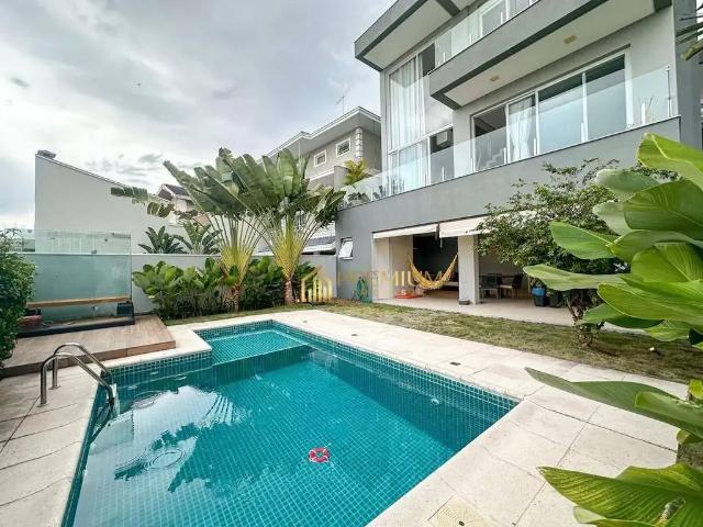 Casa / Sobrado em Condomínio para Venda em São José dos Campos/SP Urbanova 3 Quartos