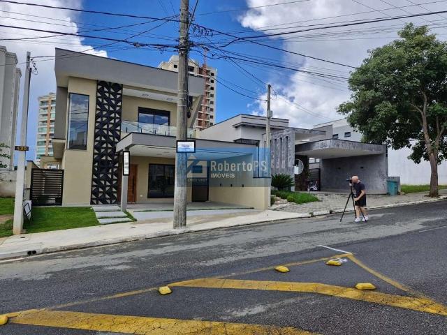 Casa / Sobrado em Condomínio para Venda em São José dos Campos/SP Urbanova 3 Quartos