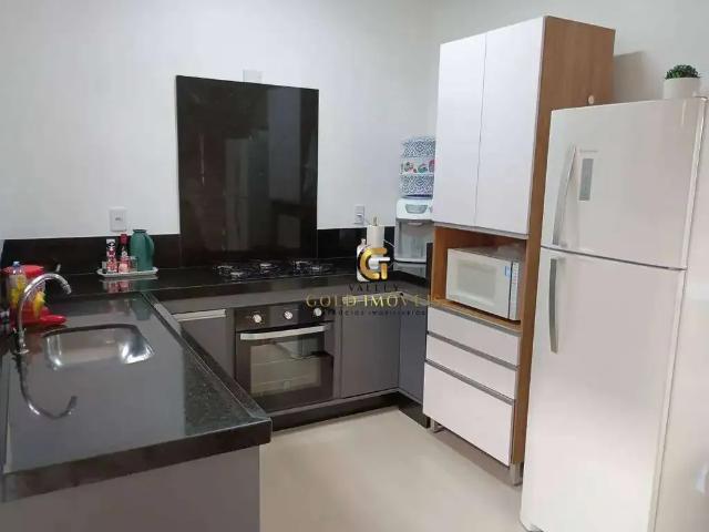 Casa / Sobrado em Condomínio para Venda em São José dos Campos/SP Chácaras São José 3 Quartos