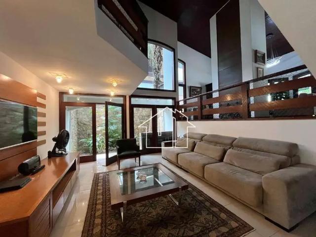 Casa / Sobrado em Condomínio para Venda em São José dos Campos/SP Condomínio Bosque Imperial 4 Quartos