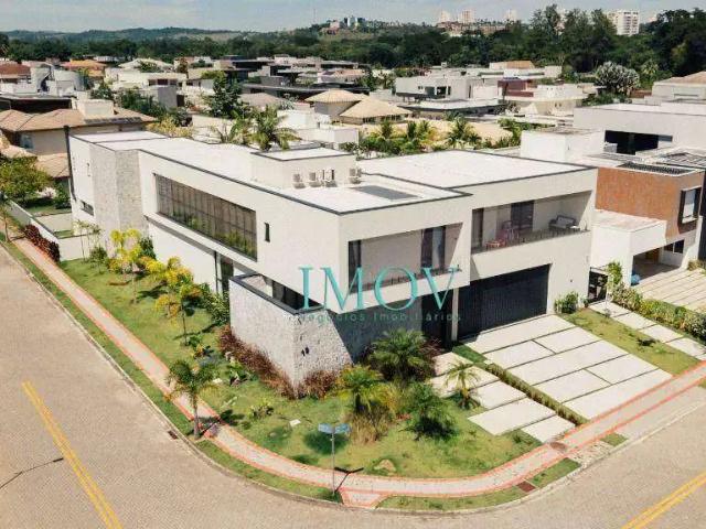 Casa / Sobrado em Condomínio para Venda em São José dos Campos/SP Condomínio Chácara Serimbura 6 Quartos