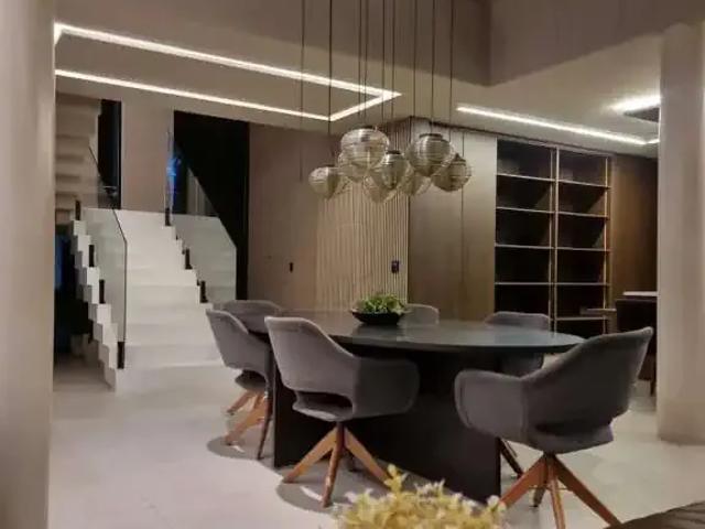 Casa / Sobrado em Condomínio para Venda em São José dos Campos/SP Condomínio Residencial Monaco 5 Quartos