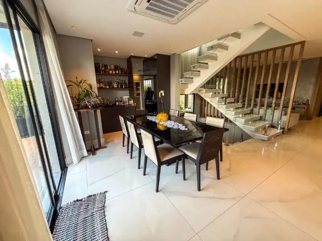 Casa / Sobrado em Condomínio para Venda em São José dos Campos/SP Condomínio Residencial Monaco 6 Quartos