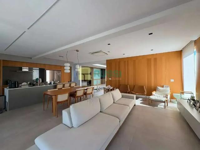 Casa / Sobrado em Condomínio para Venda em São José dos Campos/SP Condomínio Residencial Alphaville II 4 Quartos