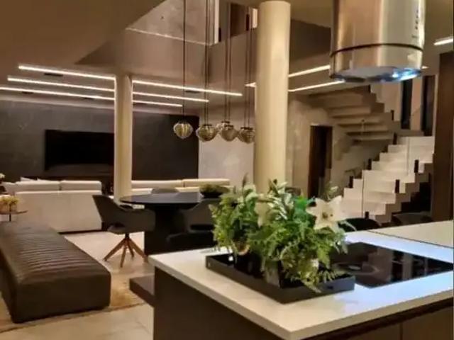 Casa / Sobrado em Condomínio para Venda em São José dos Campos/SP Condomínio Residencial Colinas do Paratehy 4 Quartos