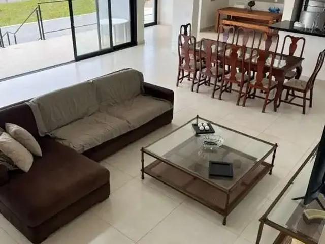 Casa / Sobrado em Condomínio para Venda em São José dos Campos/SP Condomínio Residencial Colinas do Paratehy 4 Quartos
