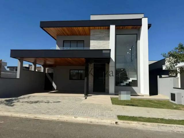 Casa / Sobrado em Condomínio para Venda em São José dos Campos/SP Floresta 4 Quartos