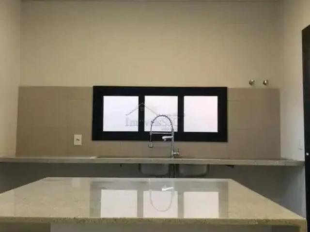 Casa / Sobrado em Condomínio para Venda em São José dos Campos/SP Floresta 3 Quartos