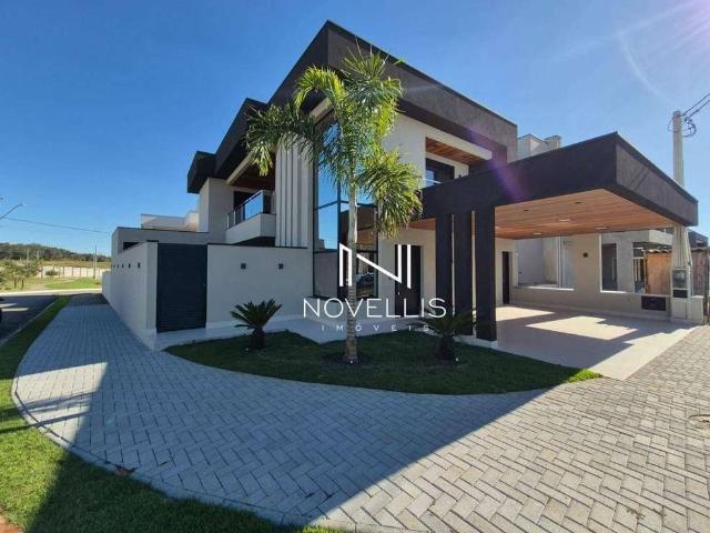 Casa / Sobrado em Condomínio para Venda em São José dos Campos/SP Floresta 3 Quartos