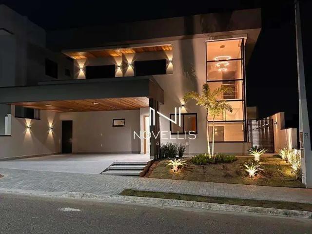 Casa / Sobrado em Condomínio para Venda em São José dos Campos/SP Floresta 3 Quartos