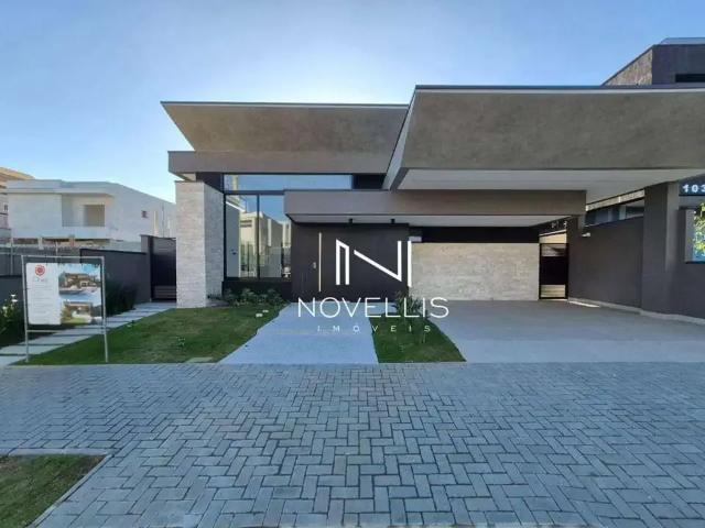 Casa / Sobrado em Condomínio para Venda em São José dos Campos/SP Floresta 3 Quartos