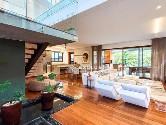 Casa / Sobrado em Condomínio para Venda em São José dos Campos/SP Jardim do Golfe 6 Quartos