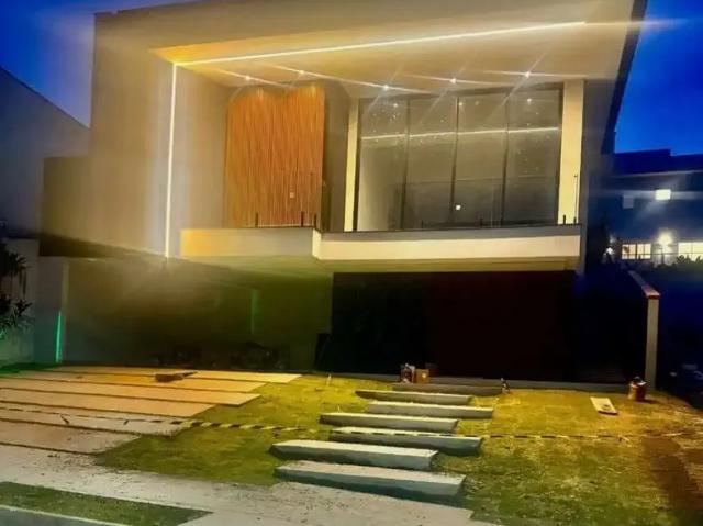 Casa / Sobrado em Condomínio para Venda em São José dos Campos/SP Putim 4 Quartos