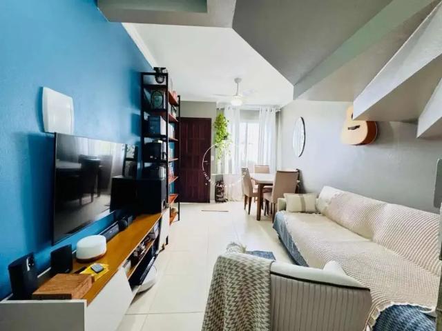 Casa / Sobrado em Condomínio para Venda em São José/SC Areias 2 Quartos
