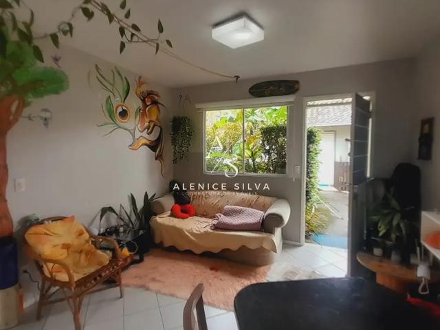 Casa / Sobrado em Condomínio para Venda em São José/SC Forquilhas 2 Quartos